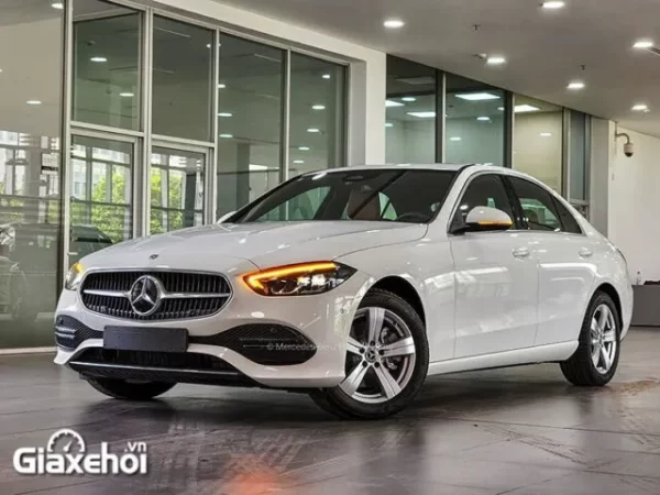 Mercedes C200 2025: Giá bán khuyến mãi, Thông số & Hình ảnh
